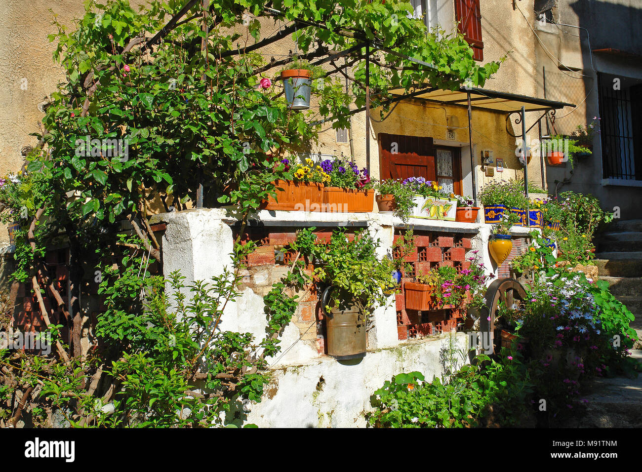 Var provence spring hi-res stock photography and images - Alamy