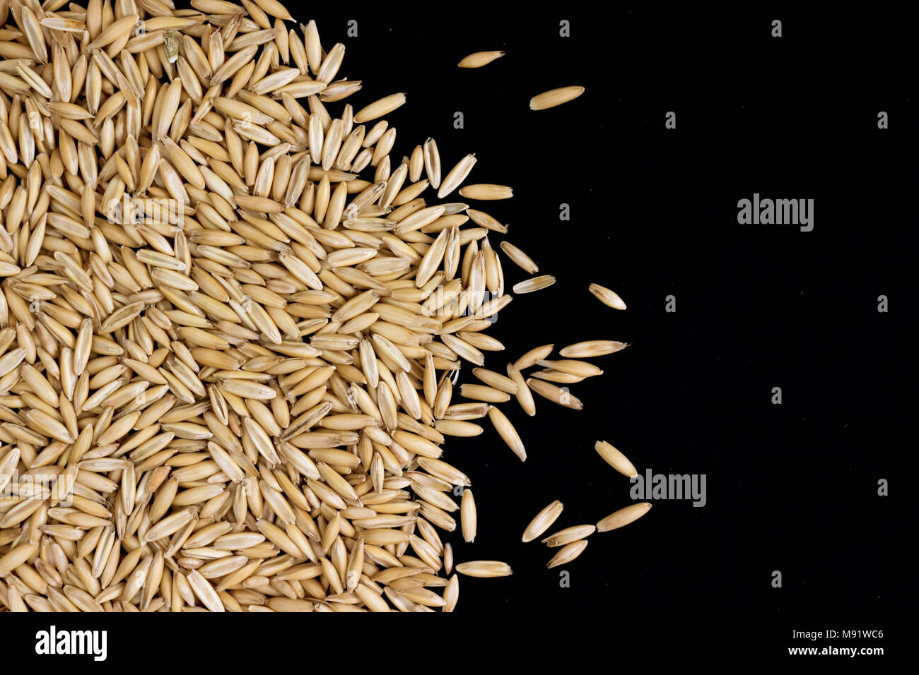 Pile of seeds and oats hi-res stock photography and images - Alamy