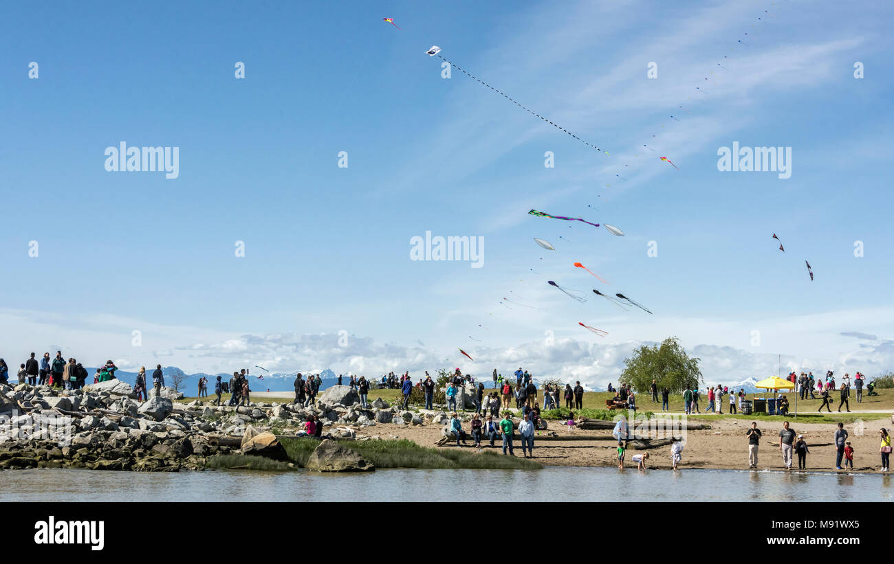 Flying point beach hi-res stock photography and images - Alamy