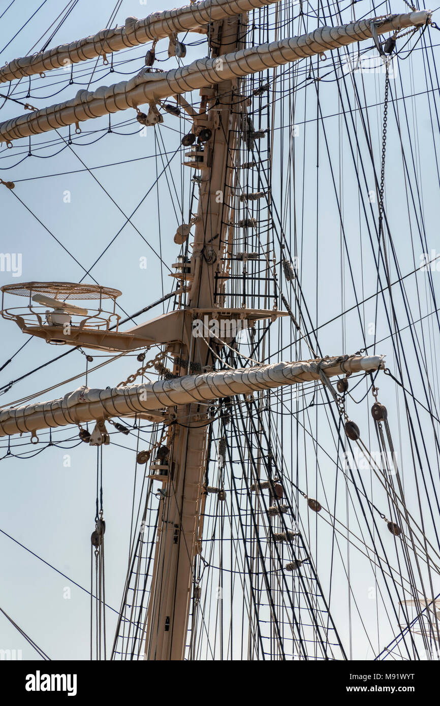 4 masted hi-res stock photography and images - Alamy
