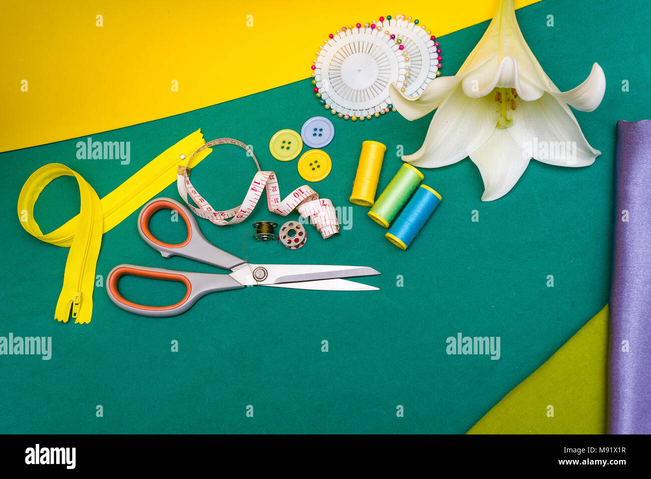 Tailor pattern cuttings hi-res stock photography and images - Alamy