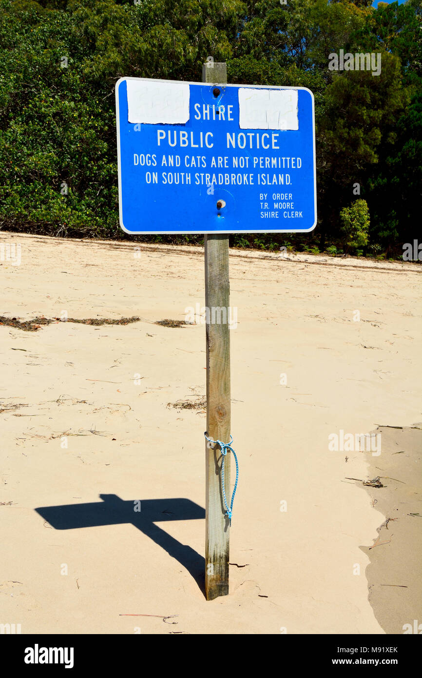 Sign no entry australia hi-res stock photography and images - Alamy