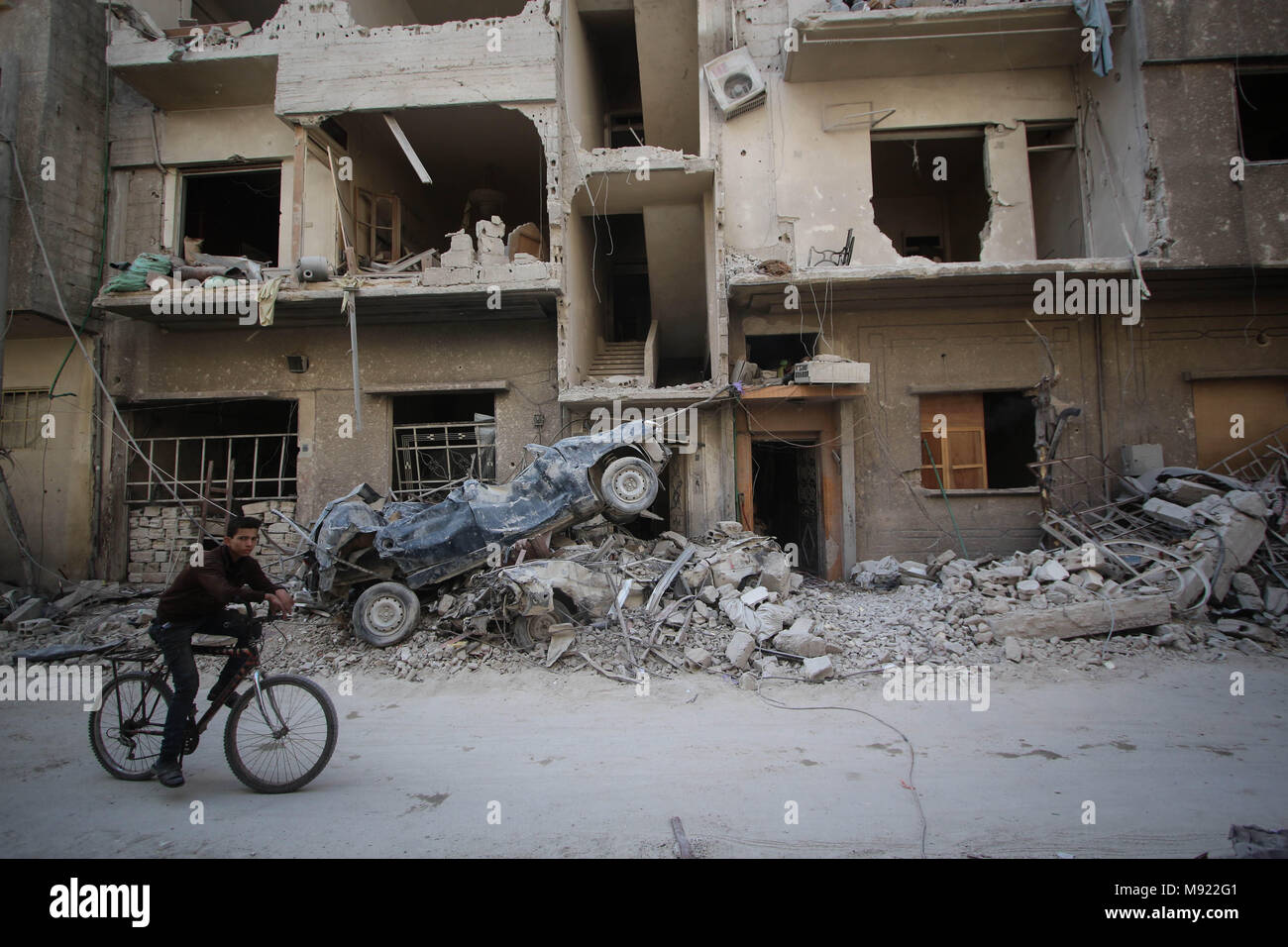 Douma, Damascus, Syria. 21st Mar, 2018. A general view of the places ...
