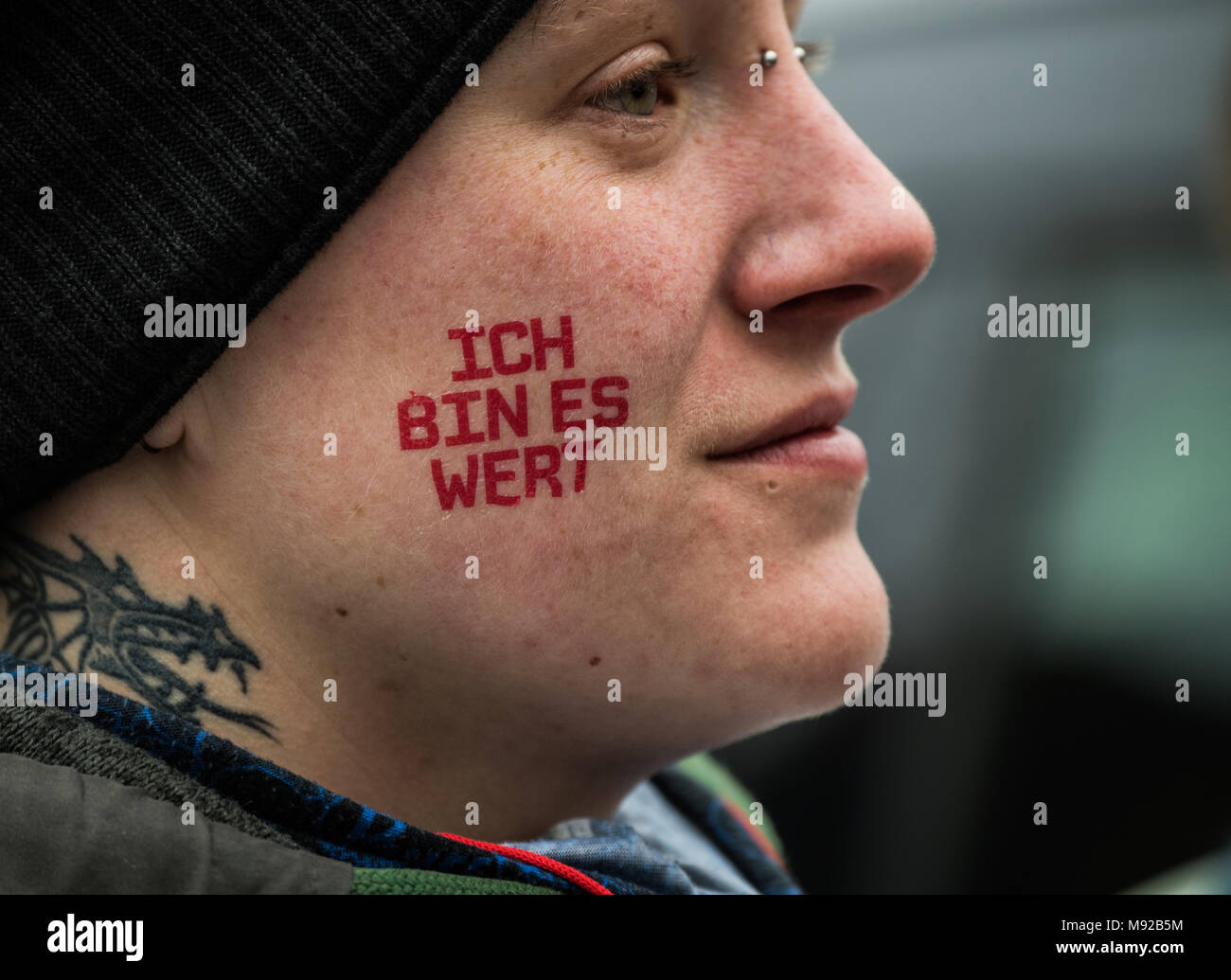 Ich bin es wert hi-res stock photography and images - Alamy