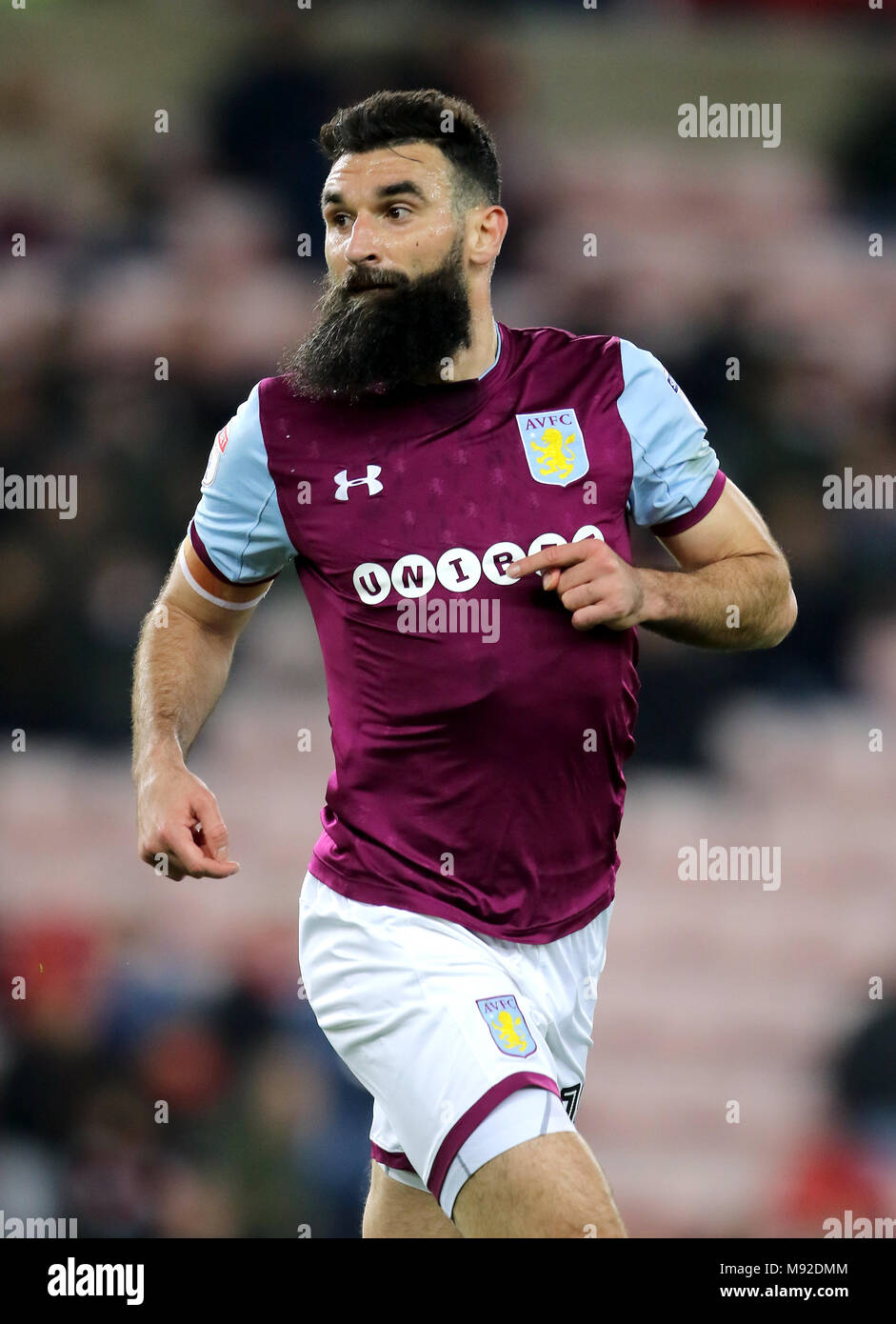 Aston Villa's Mile Jedinak Stock Photo - Alamy