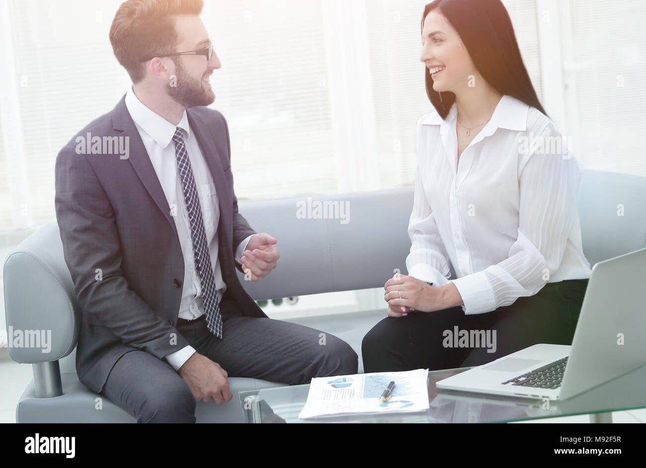 manager and customer talking in a modern office Stock Photo - Alamy
