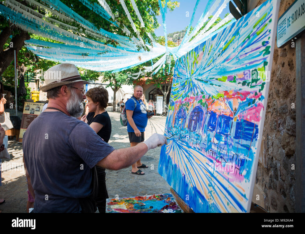 Artist alexander sorokin hi-res stock photography and images - Alamy