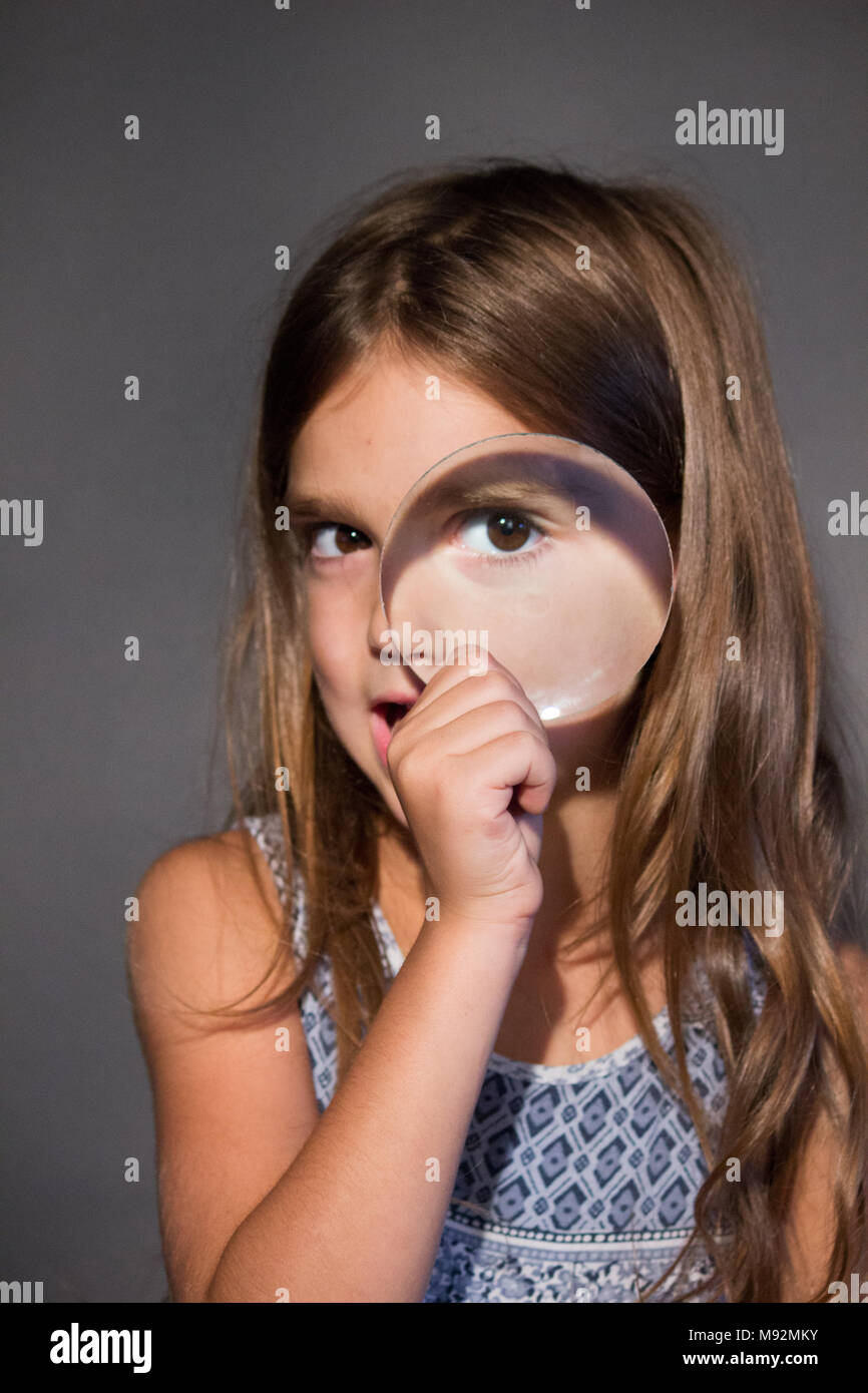 Optical eye hi-res stock photography and images - Alamy