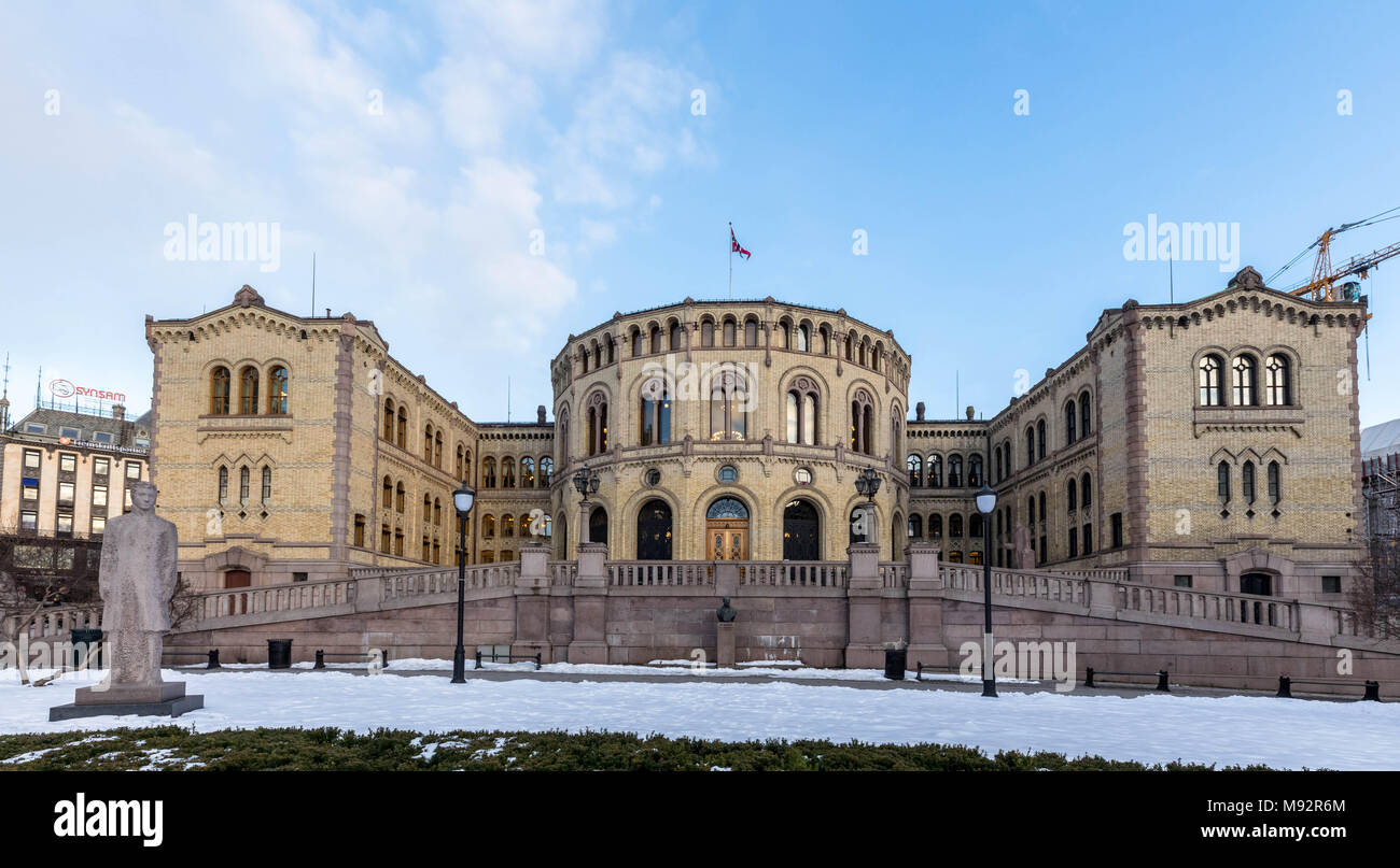 Stortinget the parliament building hi-res stock photography and images ...