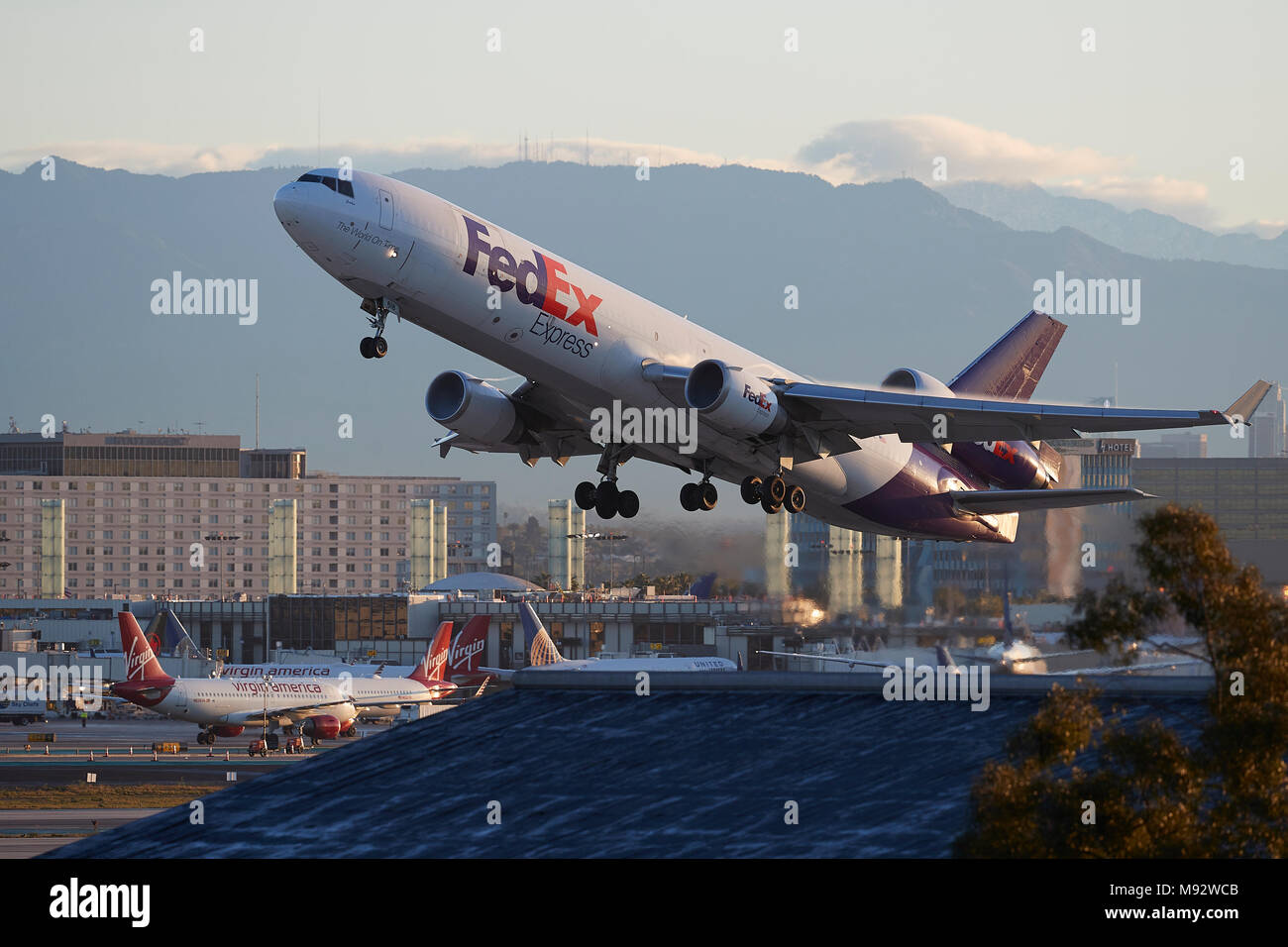 FedEx Express MD11 Cargo Jet Taking Off From Los Angeles International ...