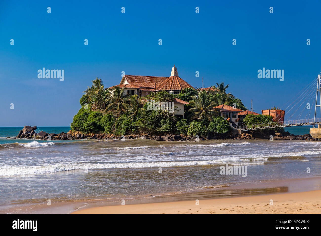 View at Paravi Duwa Temple in Matara, Sri Lanka Stock Photo - Alamy