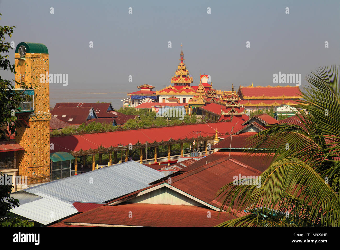 Buddhist shrine burma hi-res stock photography and images - Alamy