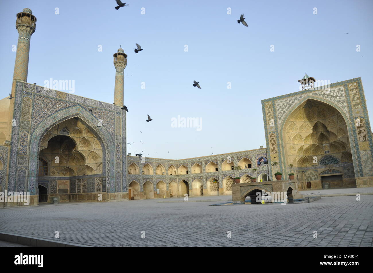 Masjed-e Jāme’ in Isfahan – The Grand Mosque of Isfahan Stock Photo - Alamy