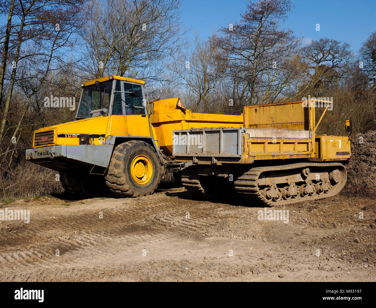 Heavy earth moving machinery hi-res stock photography and images - Alamy