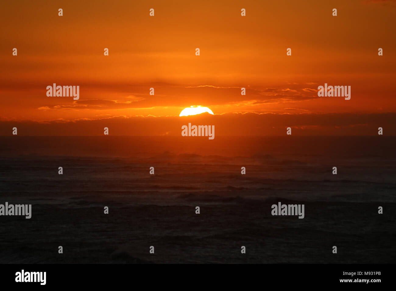 Oahu sun hi-res stock photography and images - Alamy