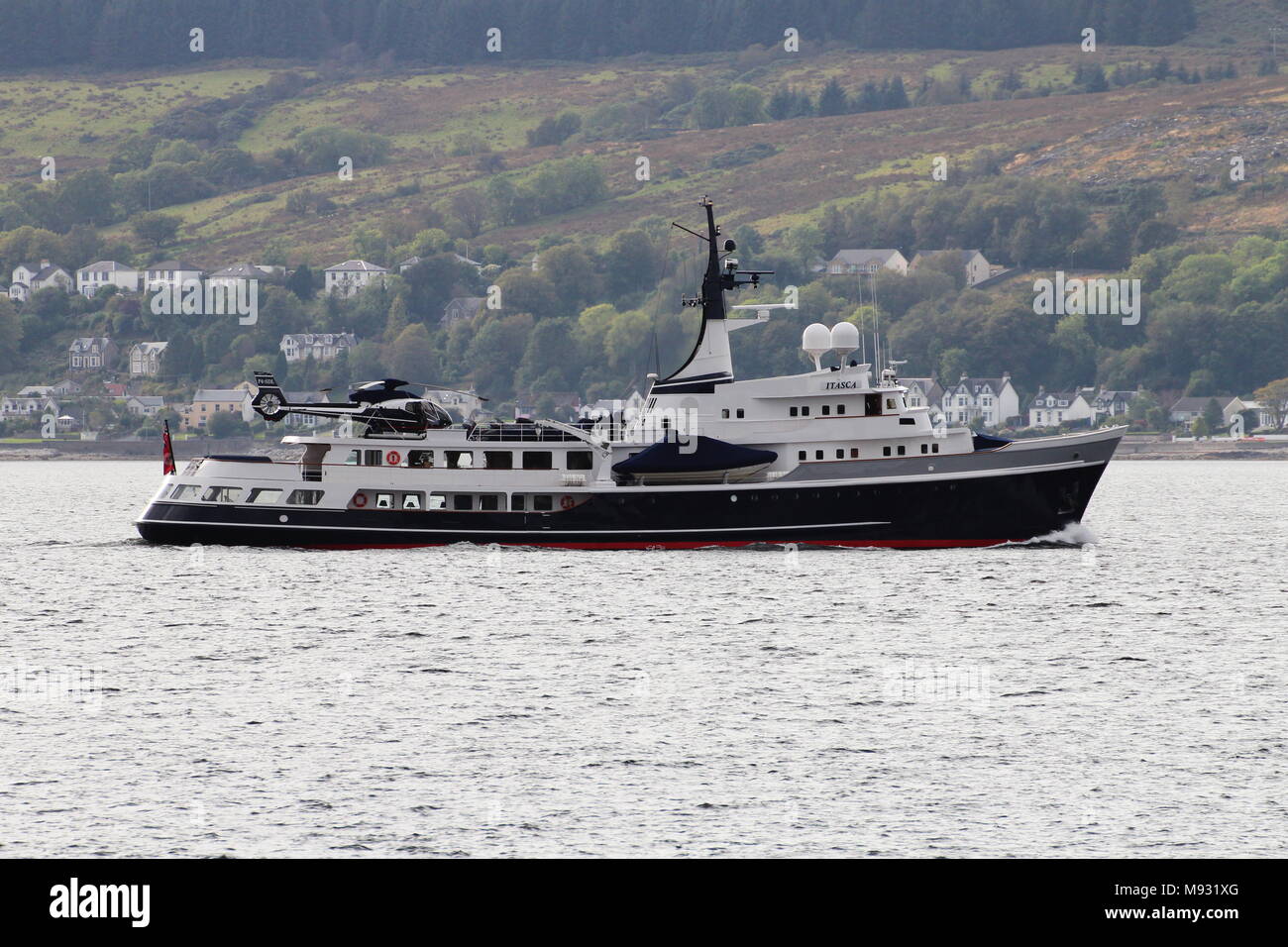 The superyacht MY Itasca heading up the Clyde, with P4-SDL, a ...