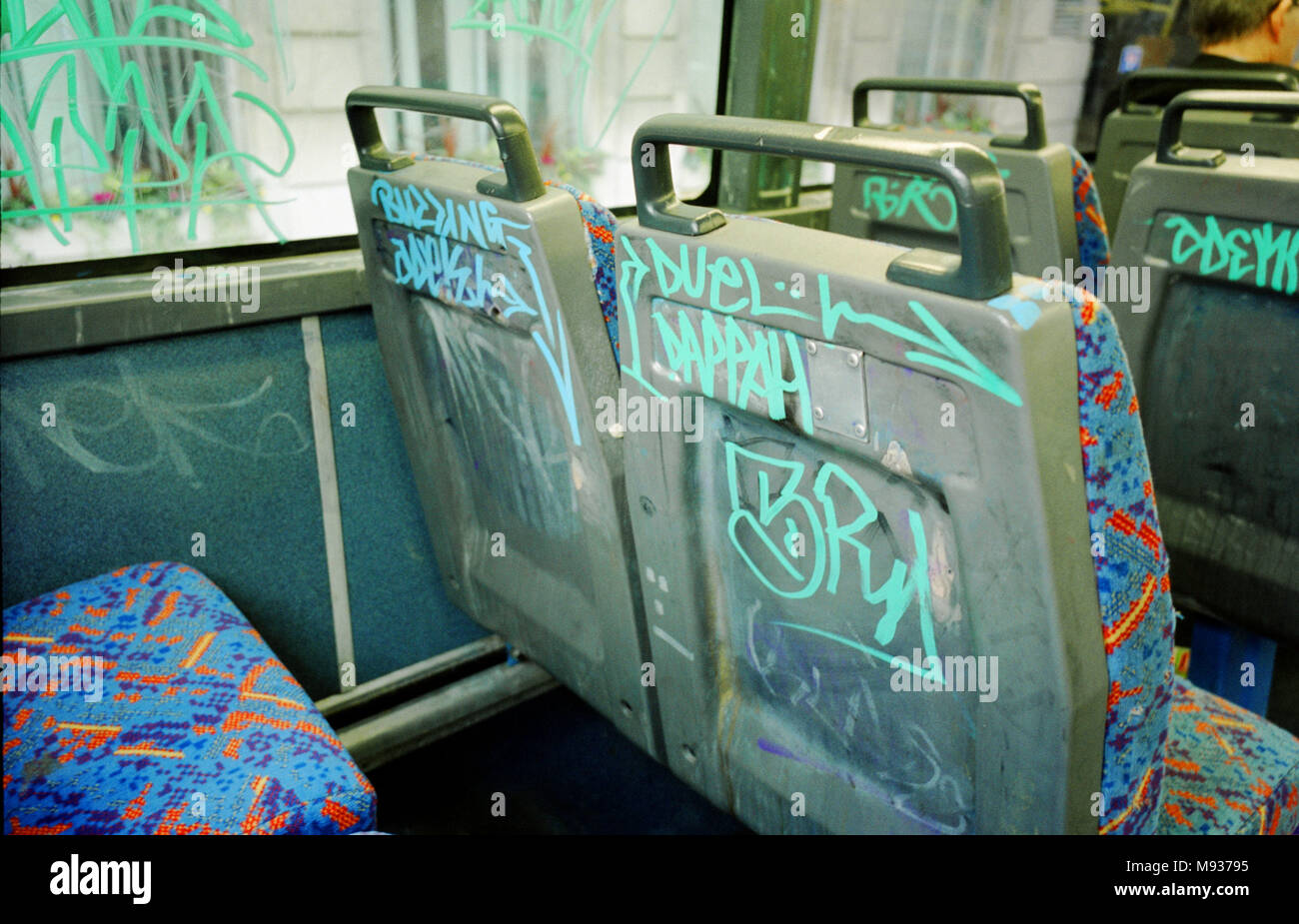 Graffiti bus hi-res stock photography and images - Alamy