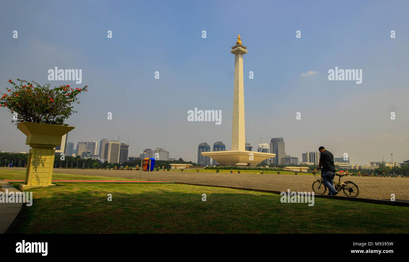 The National Monument (Indonesian: Monumen Nasional, abbreviated Monas ...