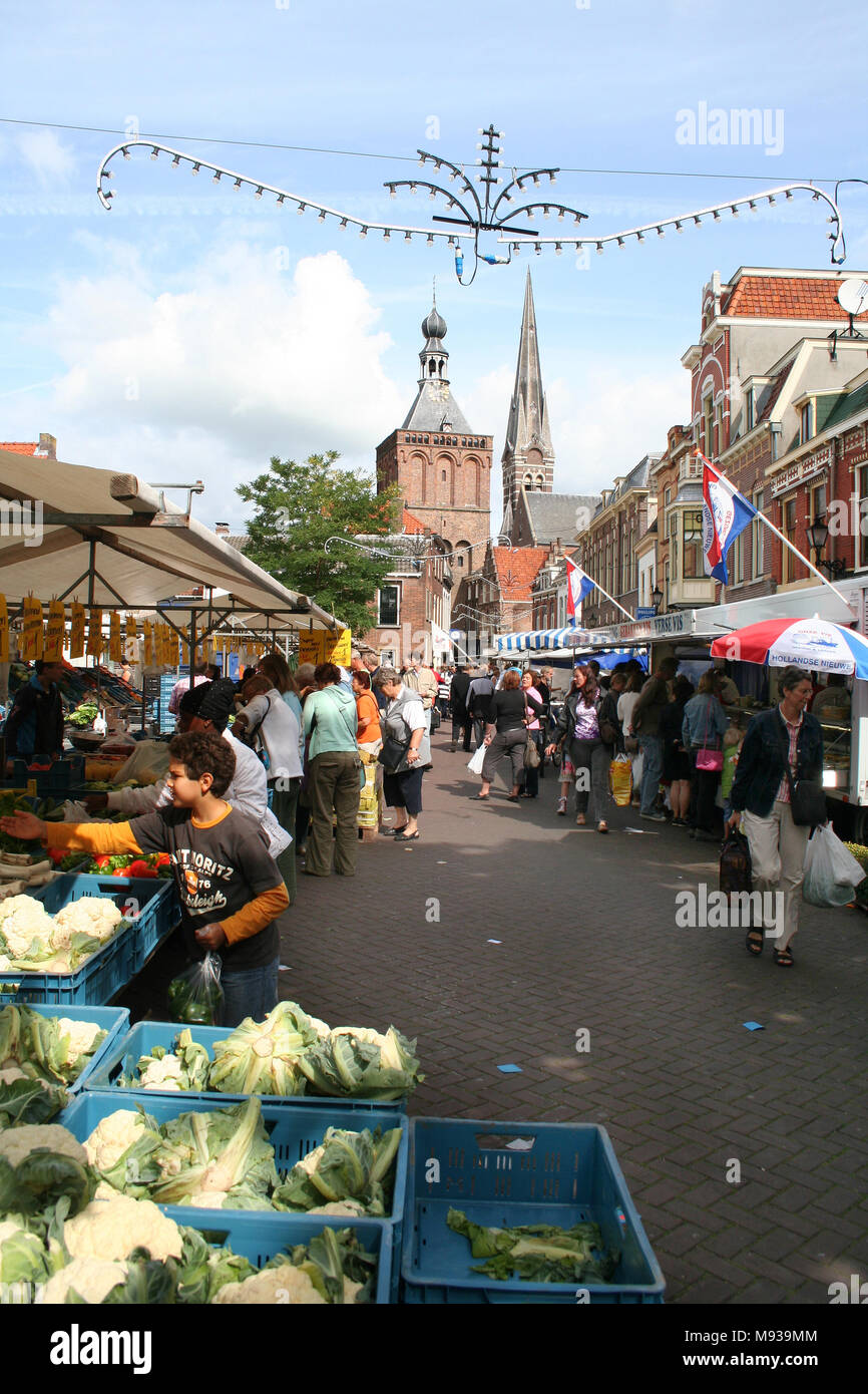 Netherlands,Gelderland,Culemborg, june 2016: weekly market on the market square Stock Photo - Alamy