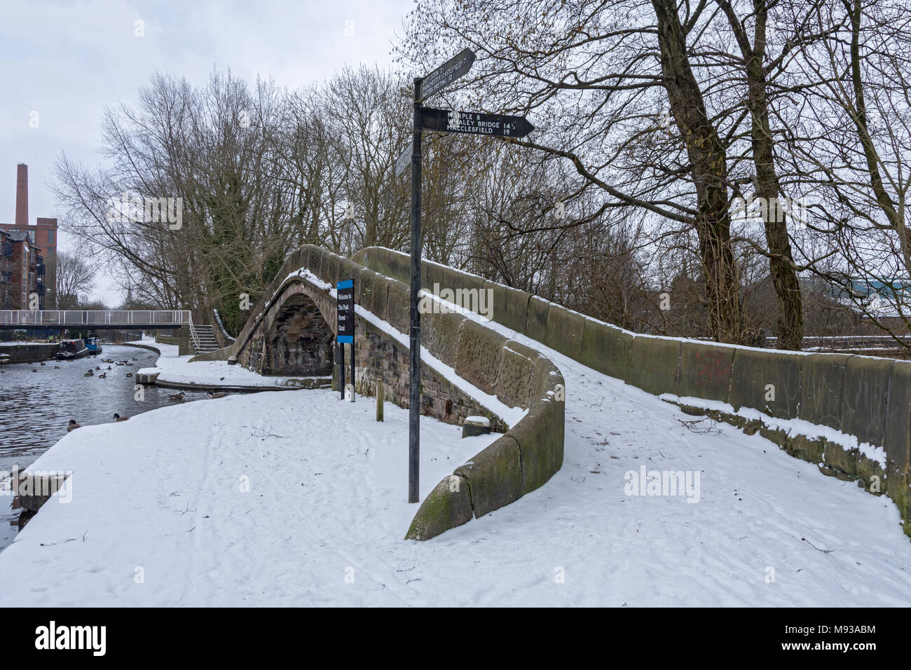 Portland basin manchester hi-res stock photography and images - Alamy