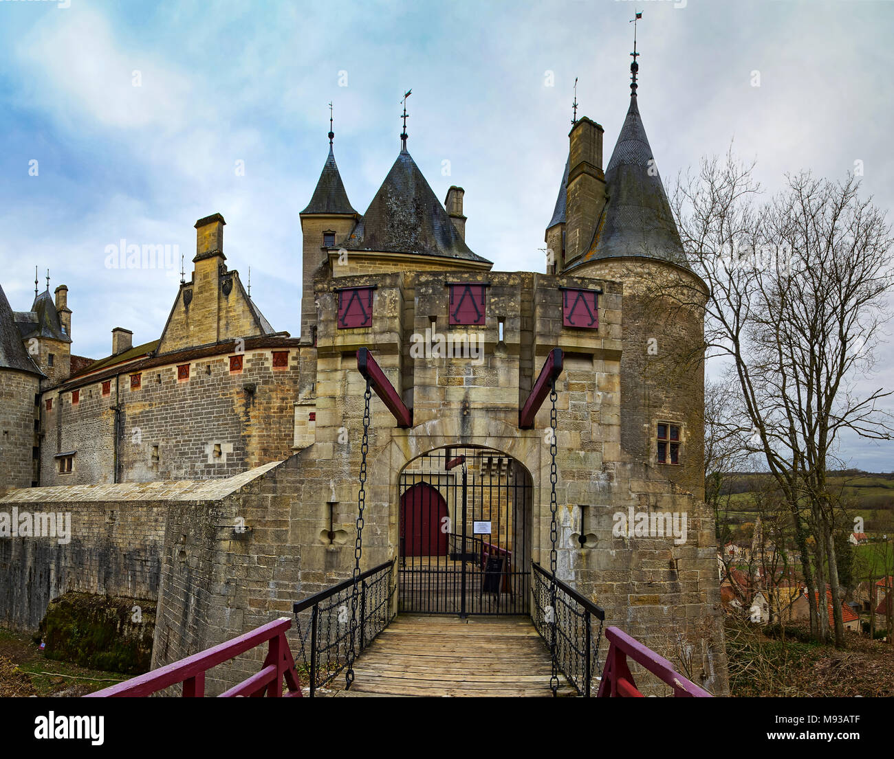 Medieval chateau burgundy hi-res stock photography and images - Alamy