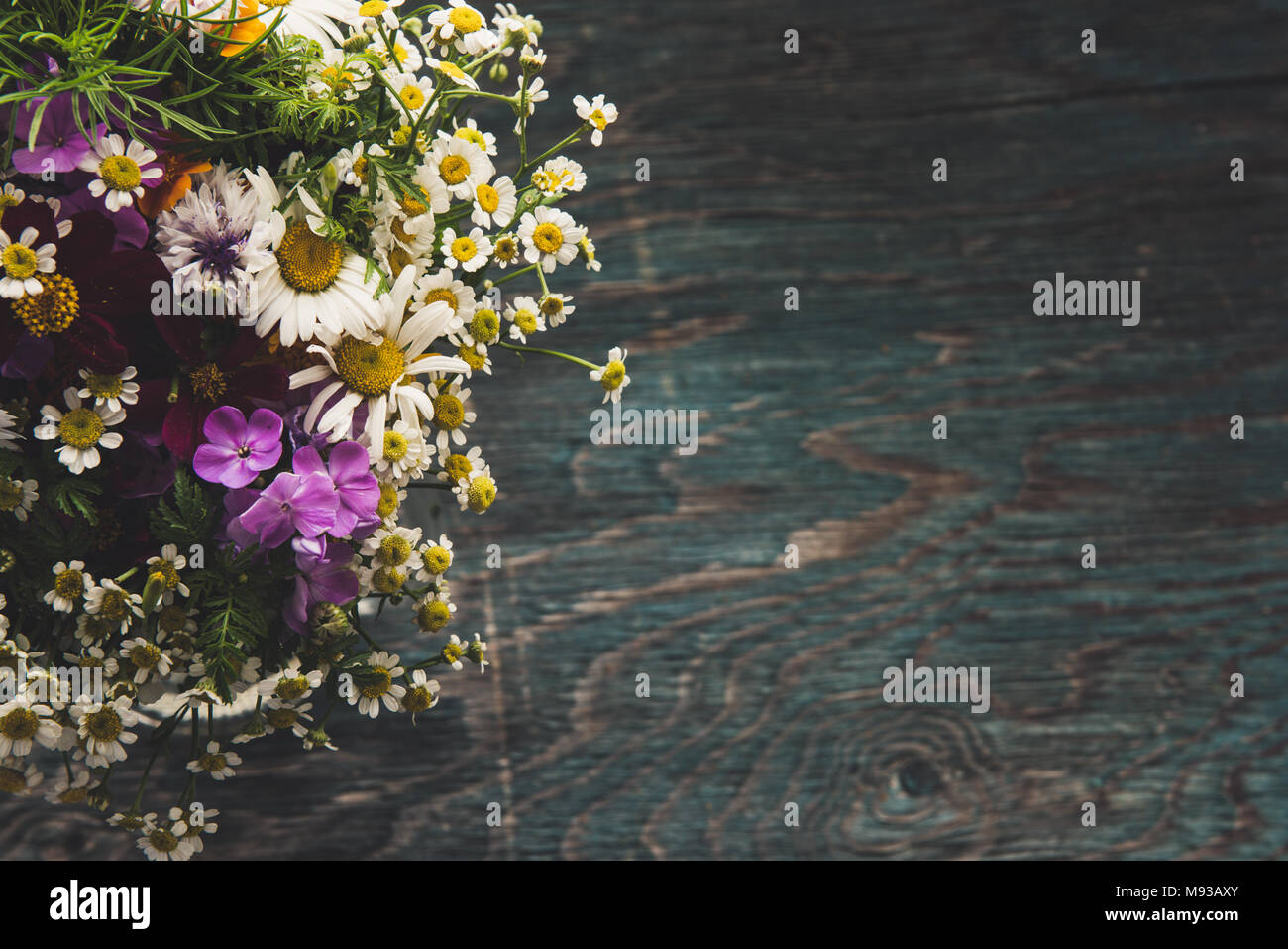 Summer flowers design Stock Photo - Alamy