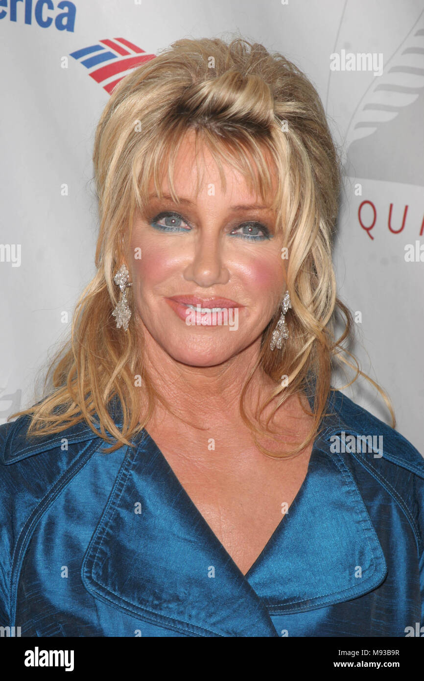 SUZANNE SOMERS 2006 Photo By John Barrett-PHOTOlink.net Stock Photo - Alamy