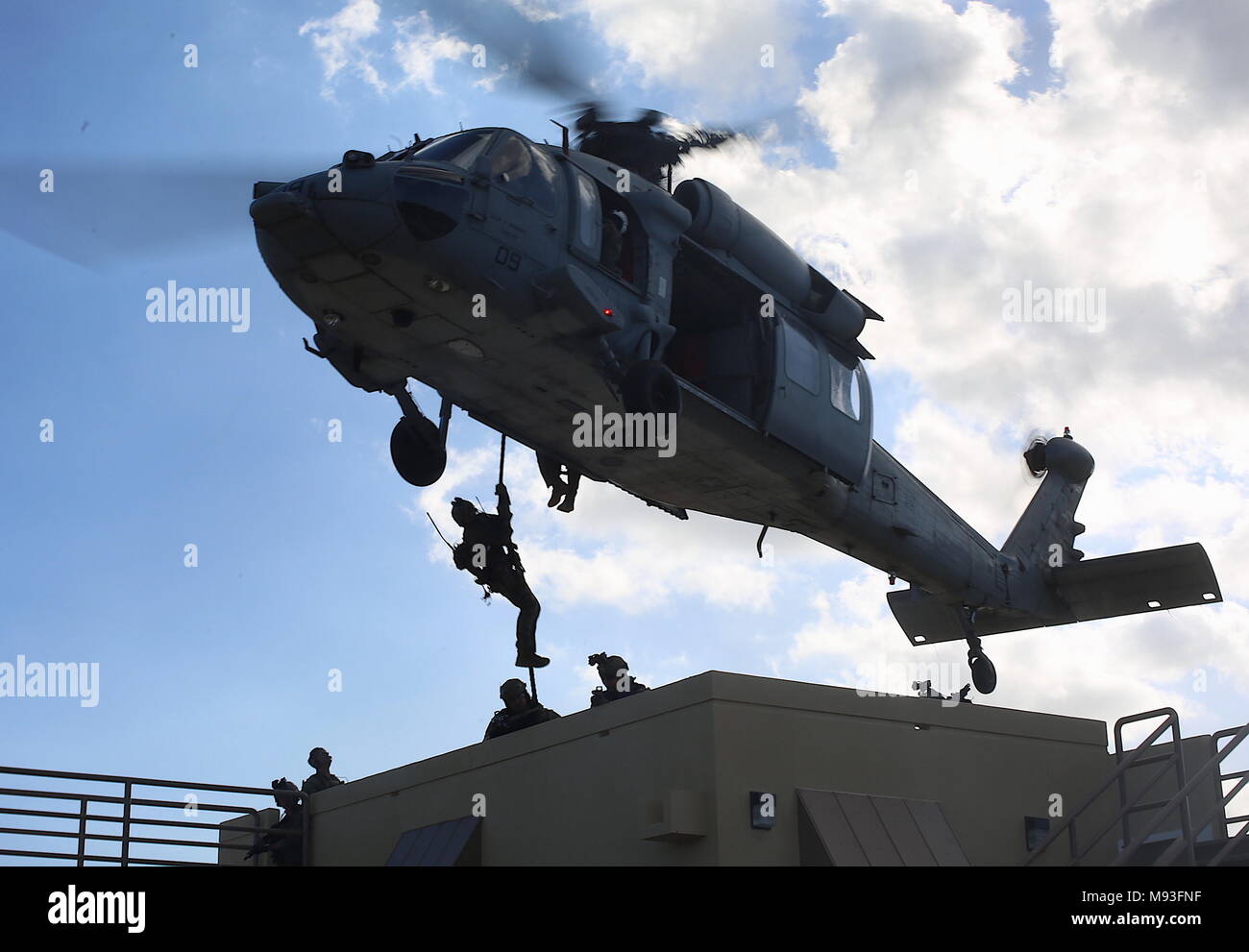 Royal marine commandos helicopter hi-res stock photography and images ...
