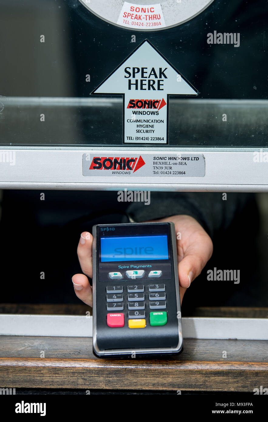 Card machine hi-res stock photography and images - Alamy