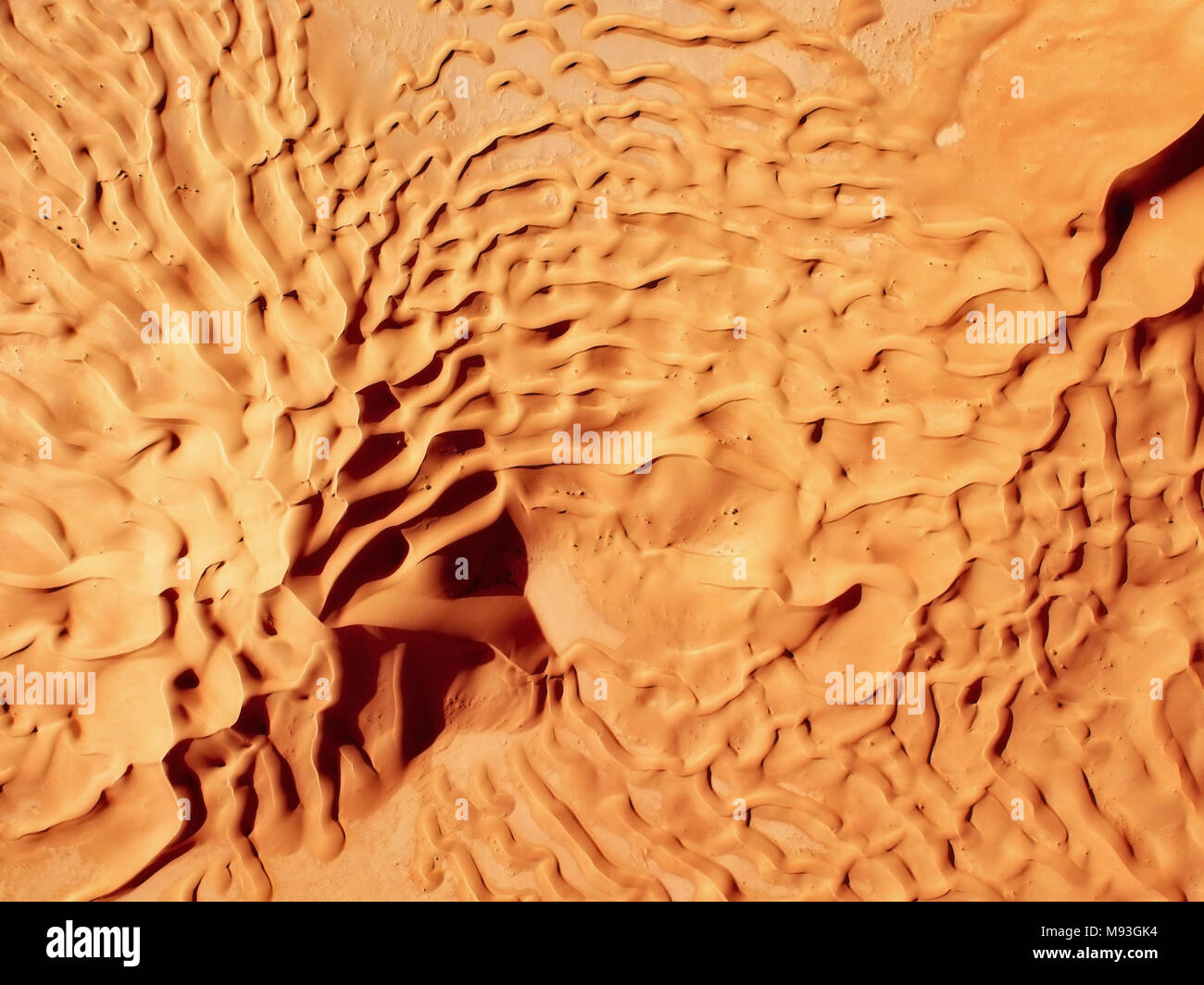 Saudi empty quarter hi-res stock photography and images - Alamy