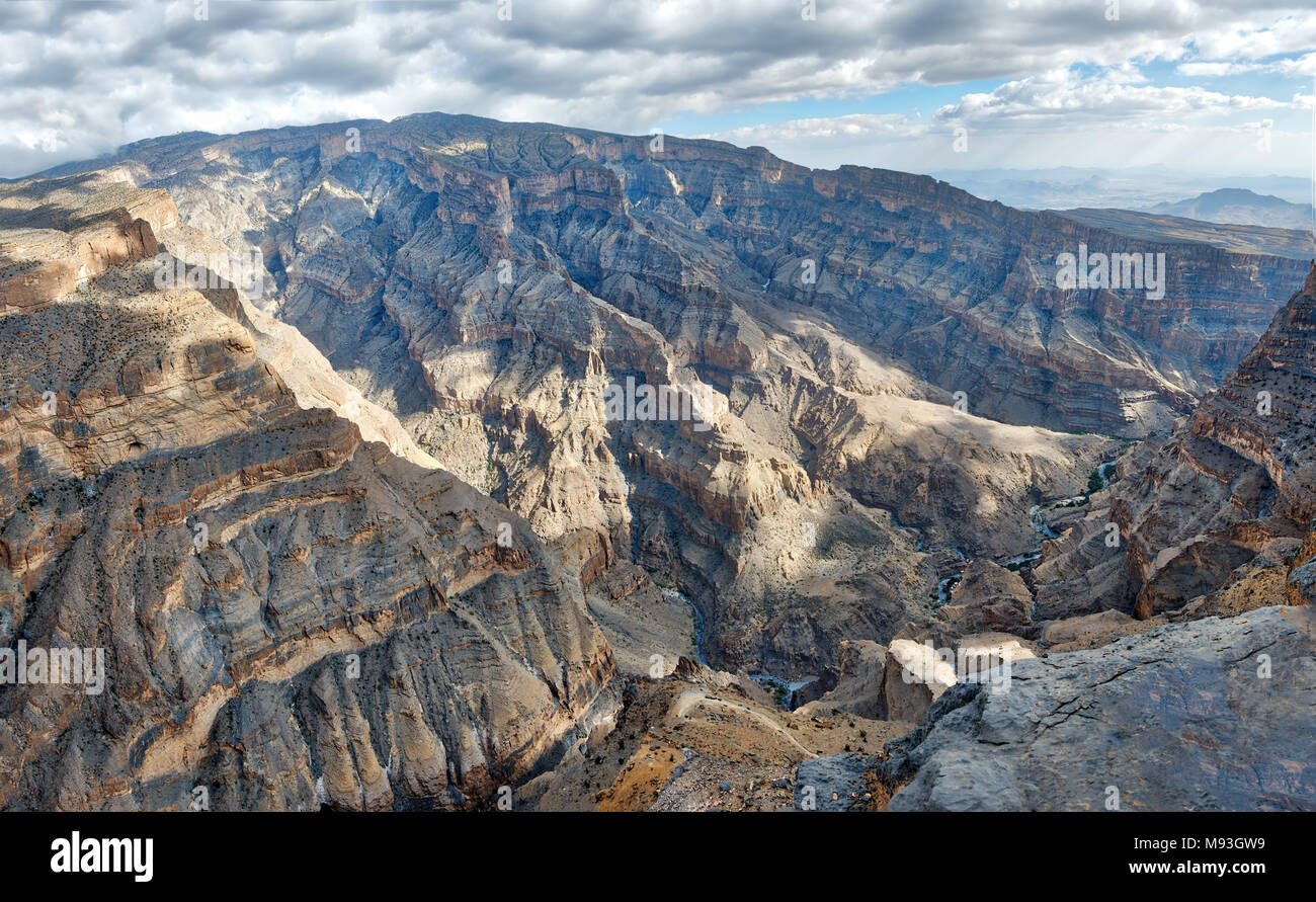 Al Hajar Mountains in Oman Stock Photo - Alamy