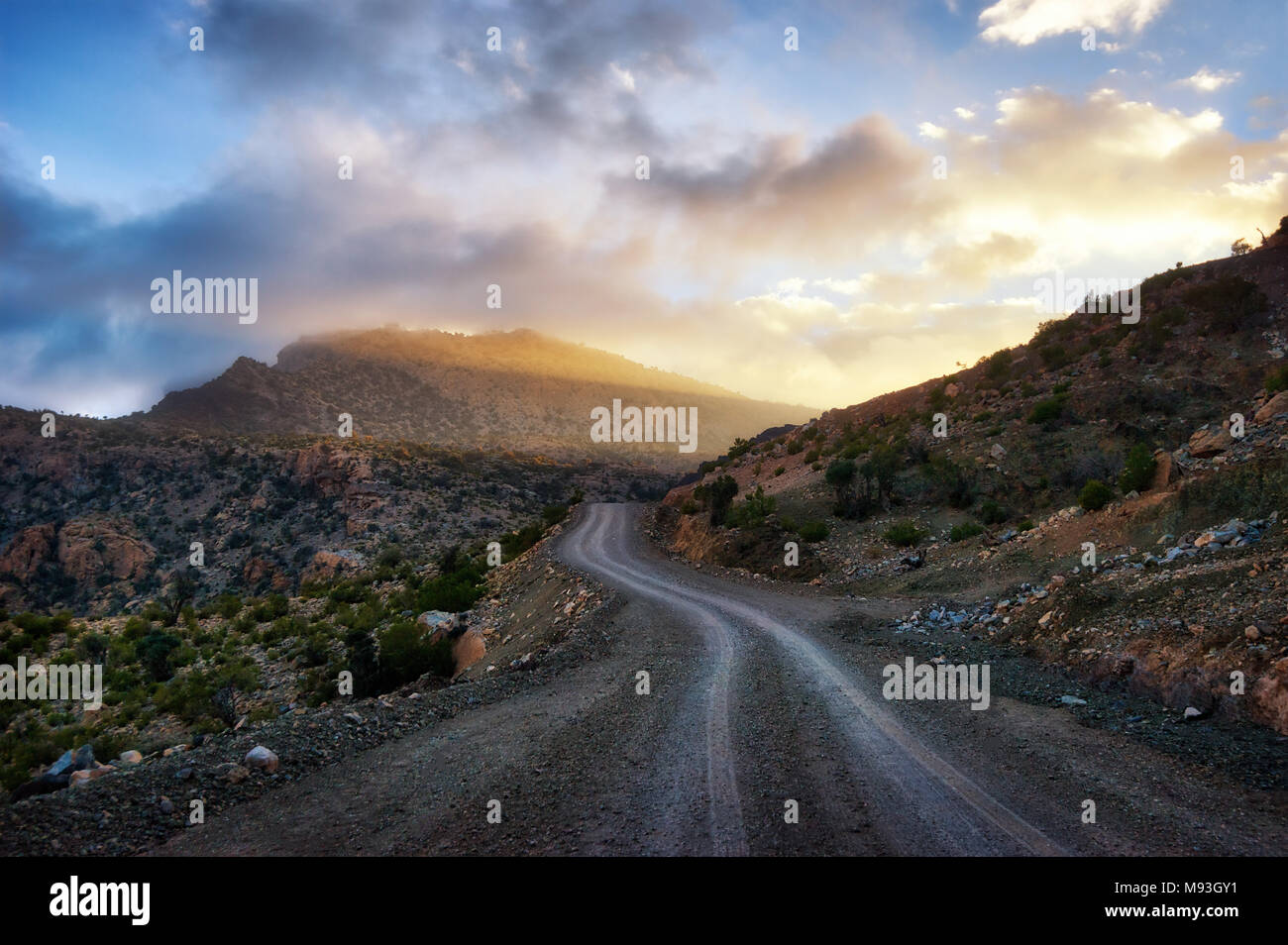 Al Hajar Mountains in Oman taken in 2015 Stock Photo - Alamy