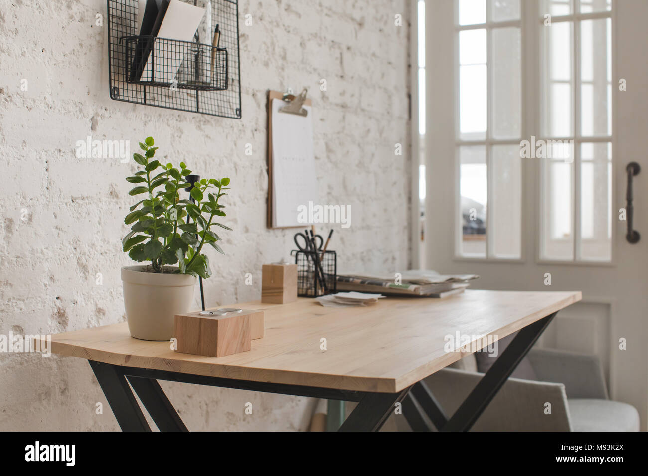 Home workplace table hi-res stock photography and images - Alamy