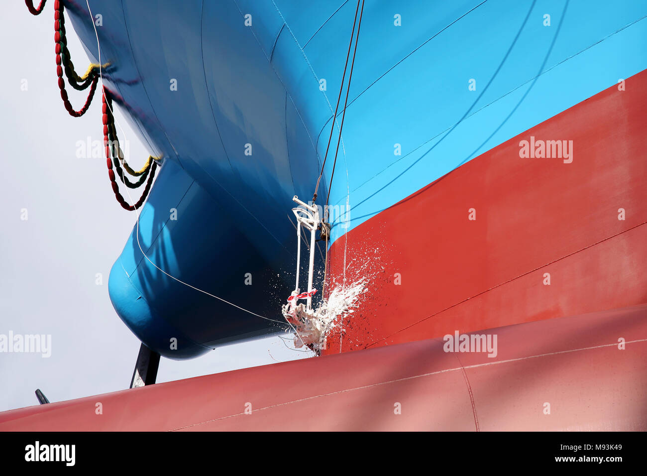 Launching ship champagne hi-res stock photography and images - Alamy