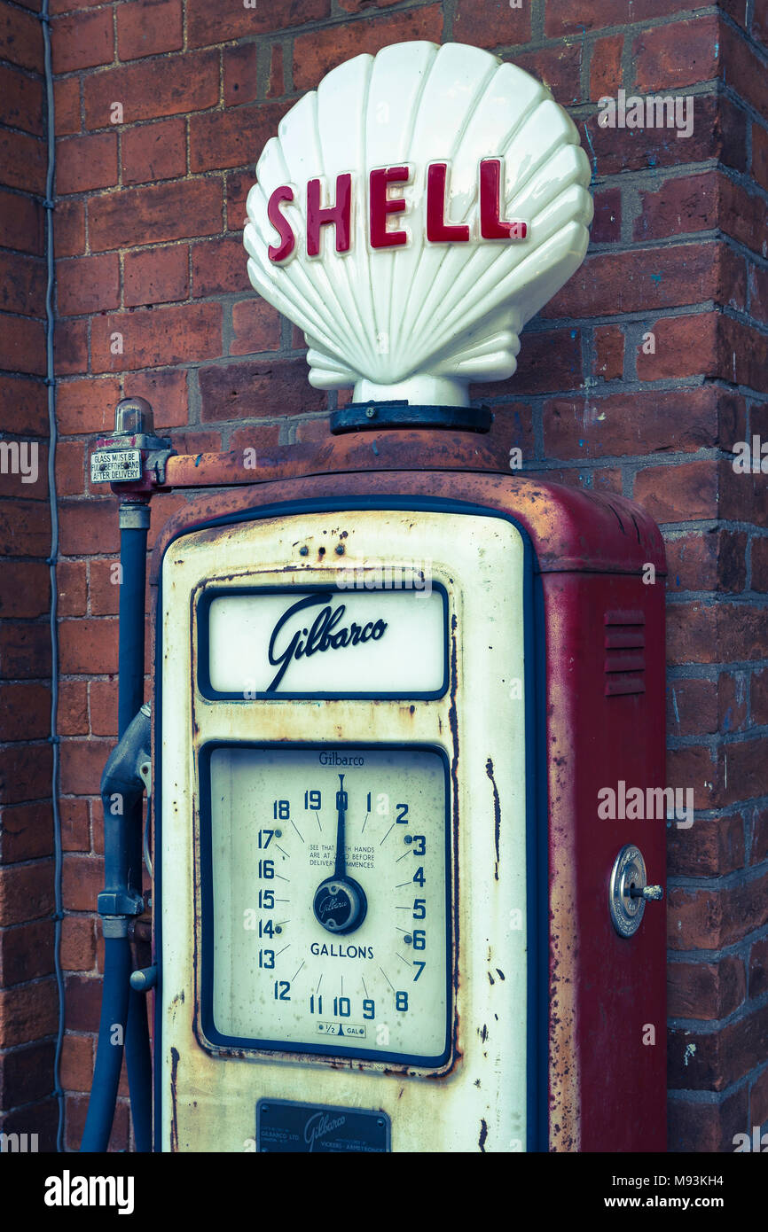 Old style Shell Petrol pump,Upton-on-Severn,England Stock Photo - Alamy