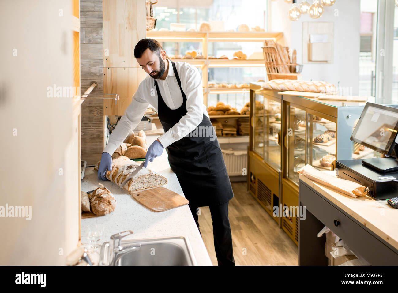 Cutting of pastry hi-res stock photography and images - Alamy