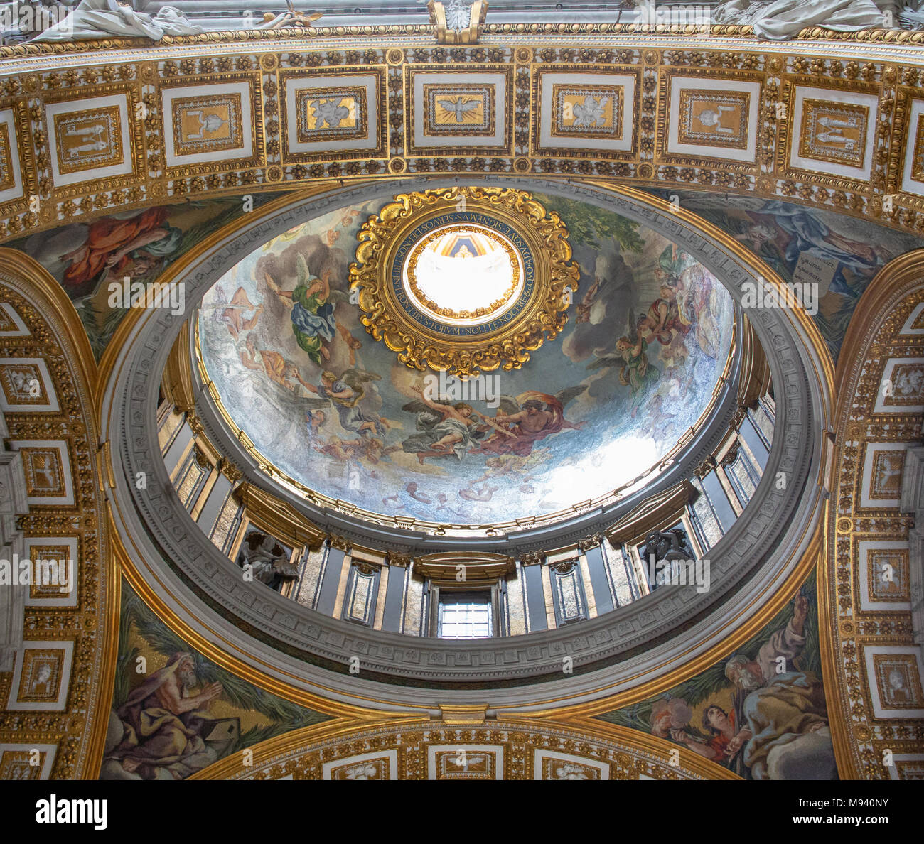 Details inside Saint Peters Basilica in Vatican City Stock Photo - Alamy