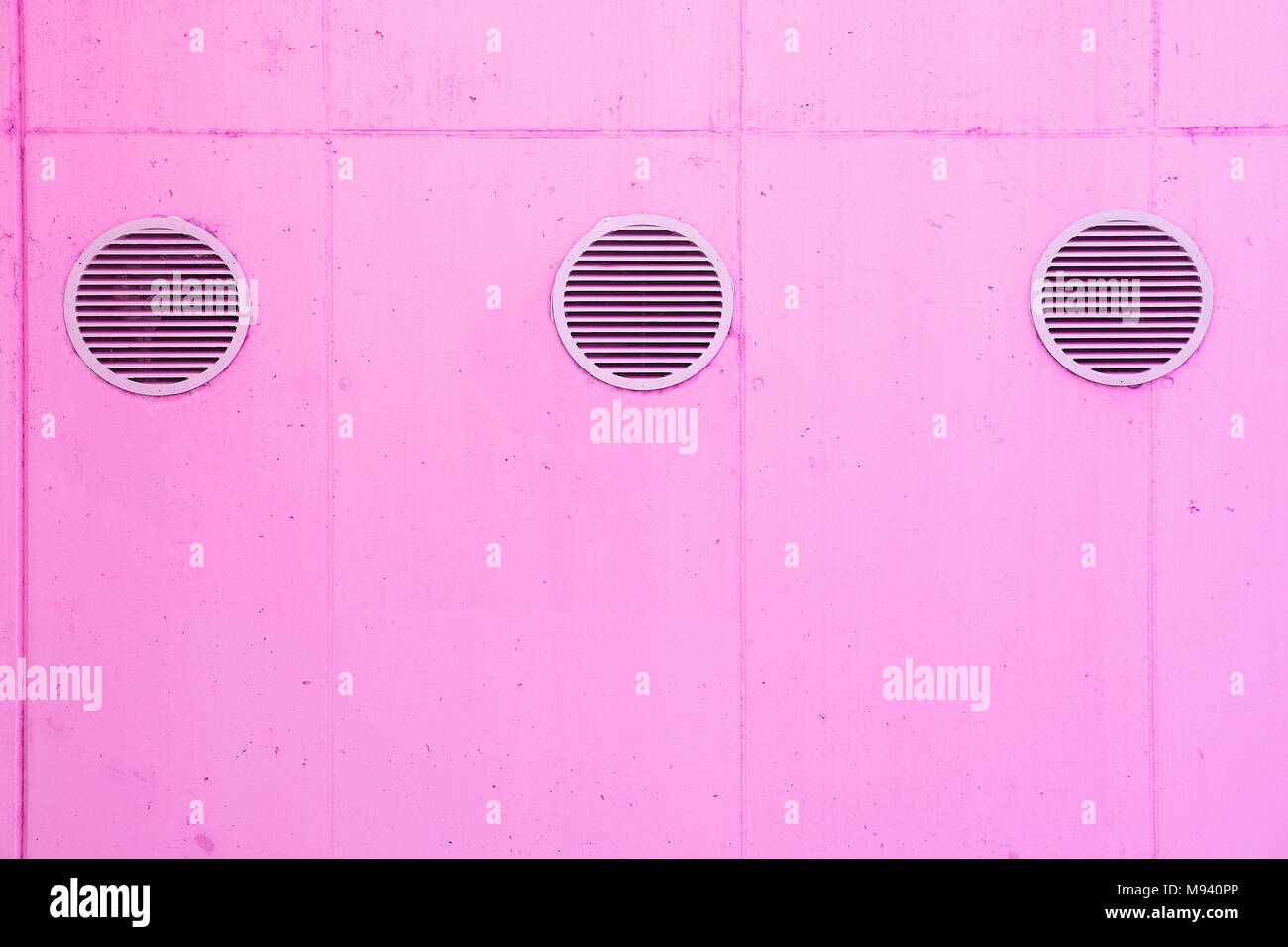 Pink wall backdrop. Street urban background Stock Photo - Alamy