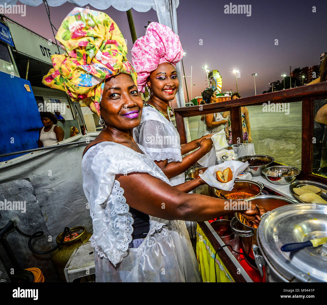 Baianas, Farol da Barra, Salvador, Bahia, Brazil Stock Photo - Alamy