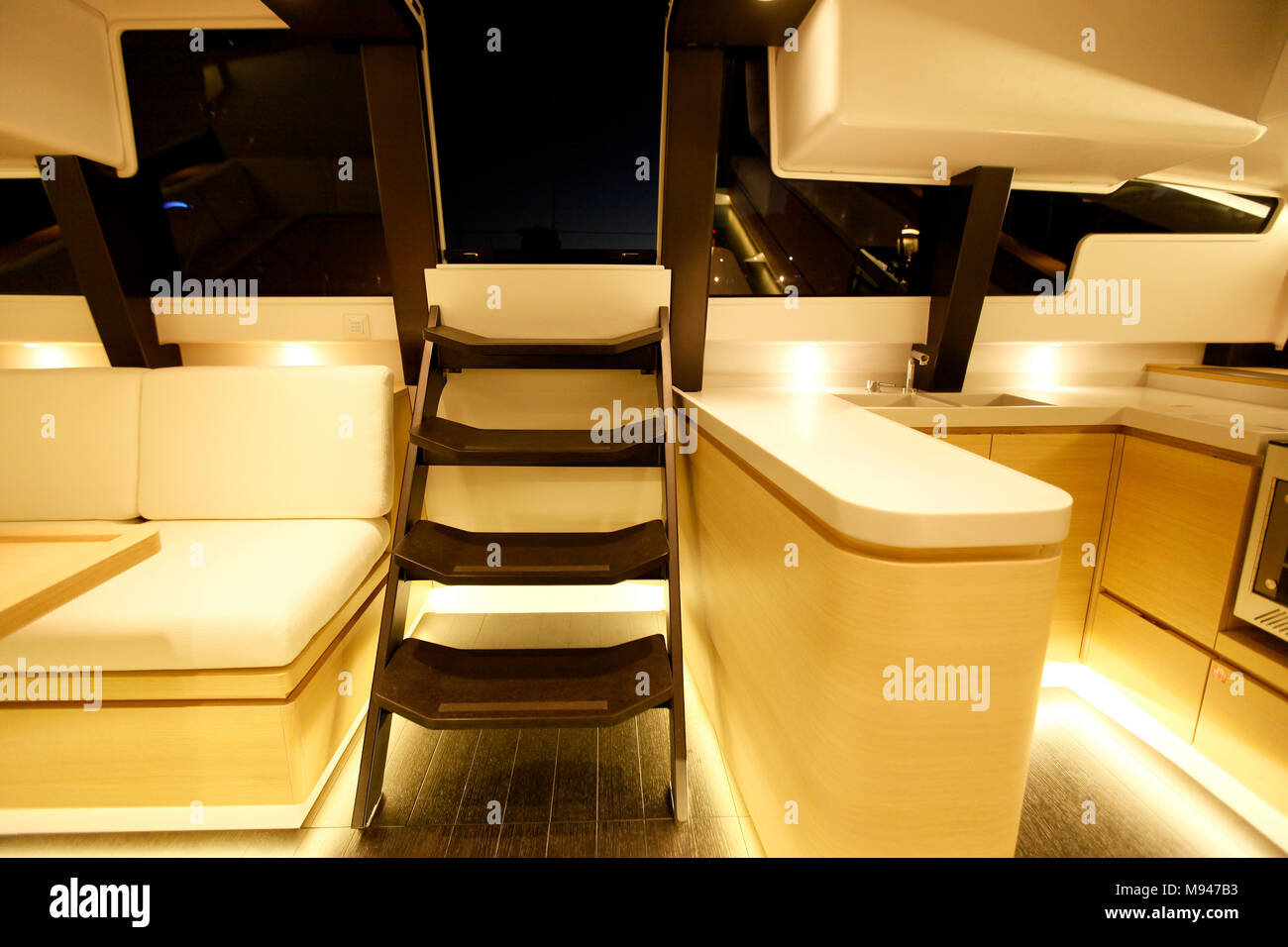 Nacira 67 designed by Axel de Beaufort. The result is a wide planning ...