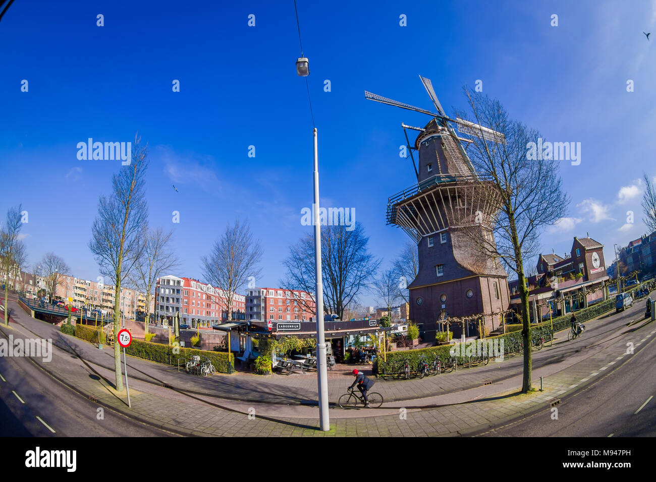 Amsterdam de gooyer windmill molen hi-res stock photography and images ...
