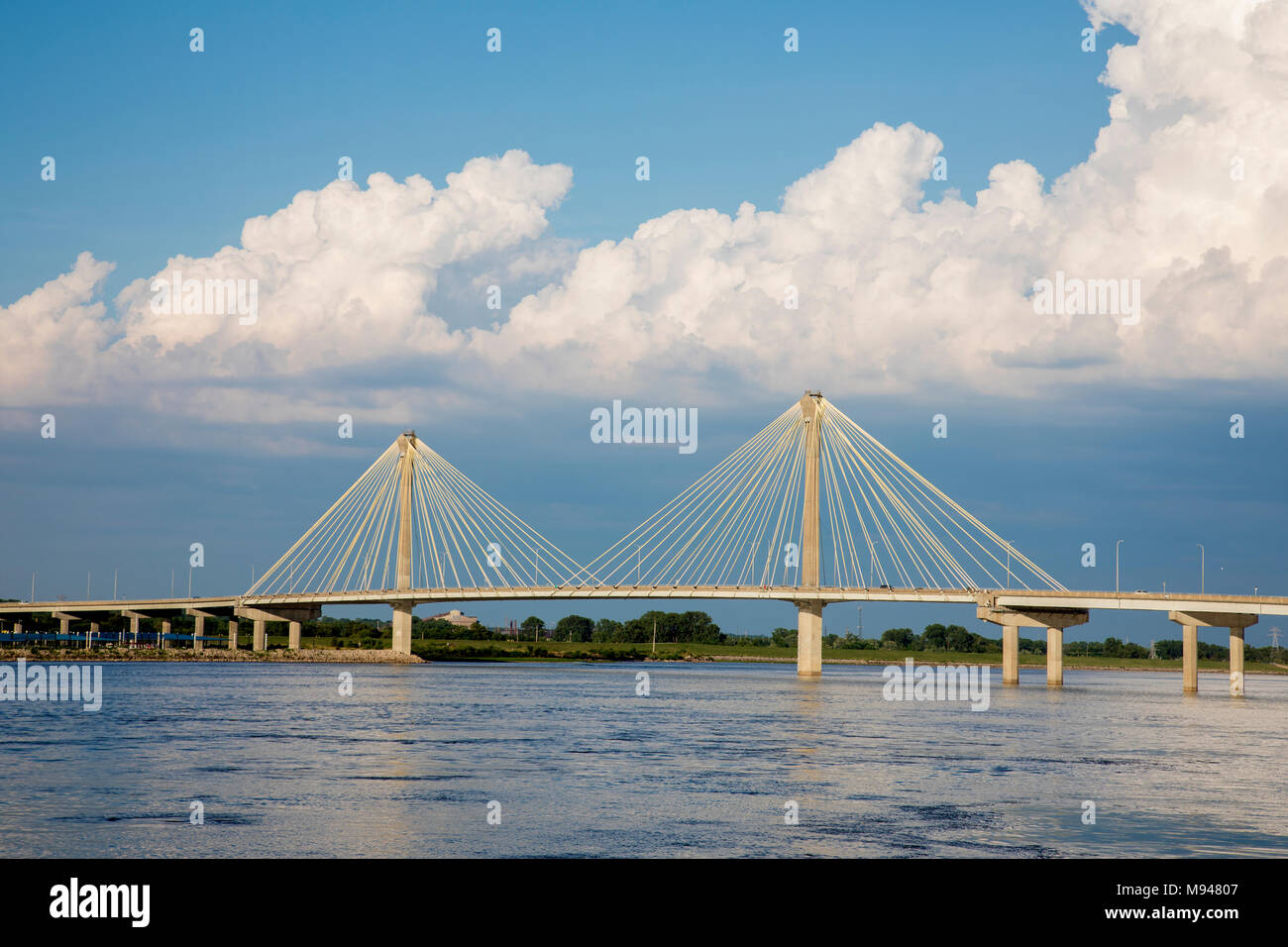 63895-15204 Clark Bridge over Mississippi River at Alton, IL Stock ...