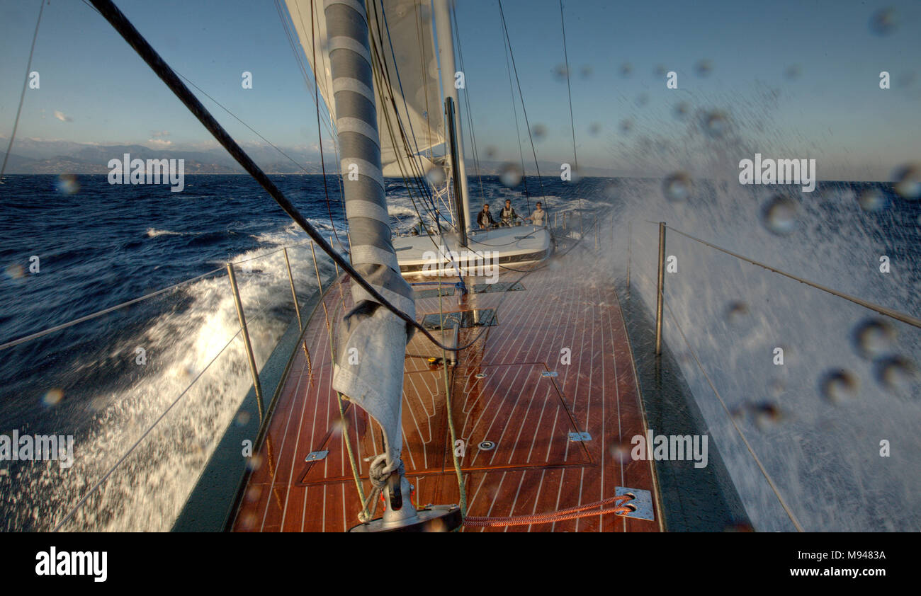 Nacira 67 designed by Axel de Beaufort. The result is a wide planning ...