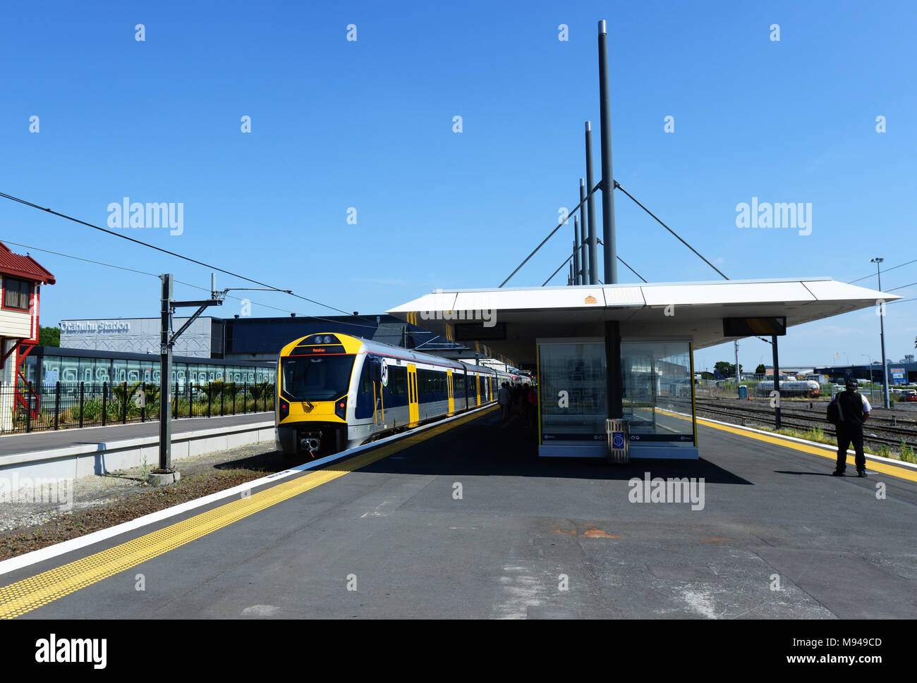 The Auckland Transport electric train connects the suburbs with the ...