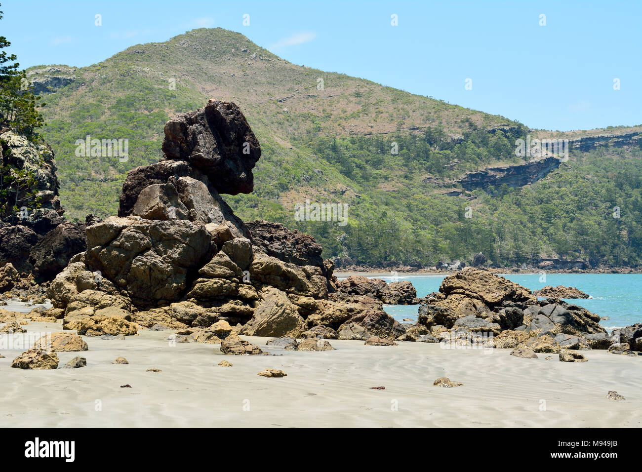 Strange rock formations on the Esplanade beach of Cape Hillsborough ...