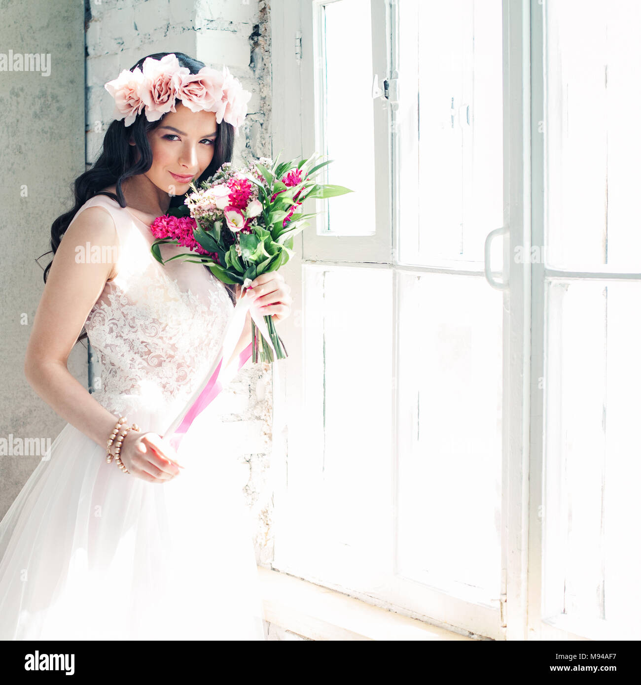 Young model makeup hi-res stock photography and images - Alamy