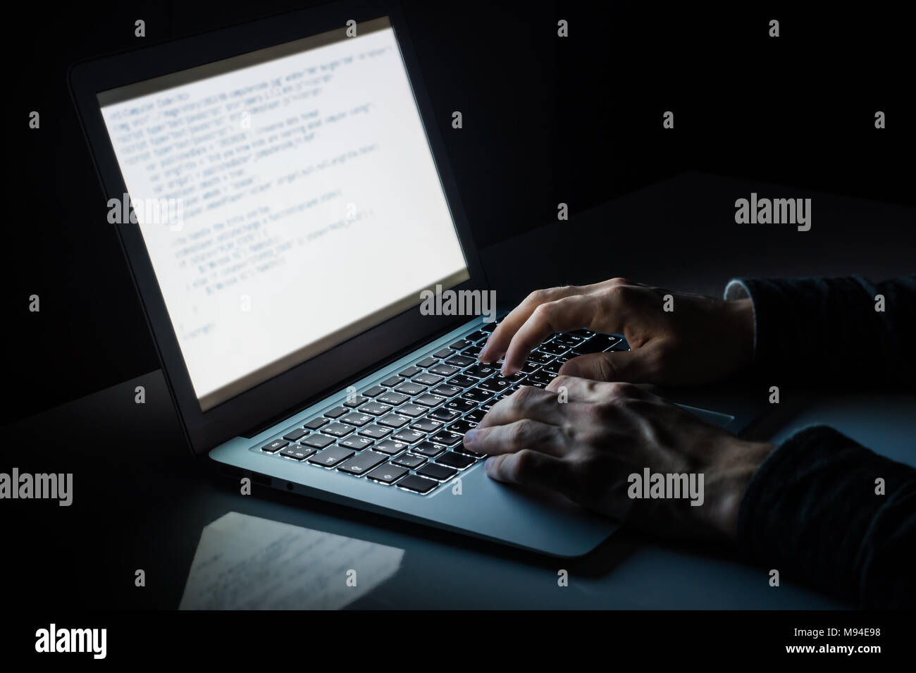 Computer programing hi-res stock photography and images - Alamy