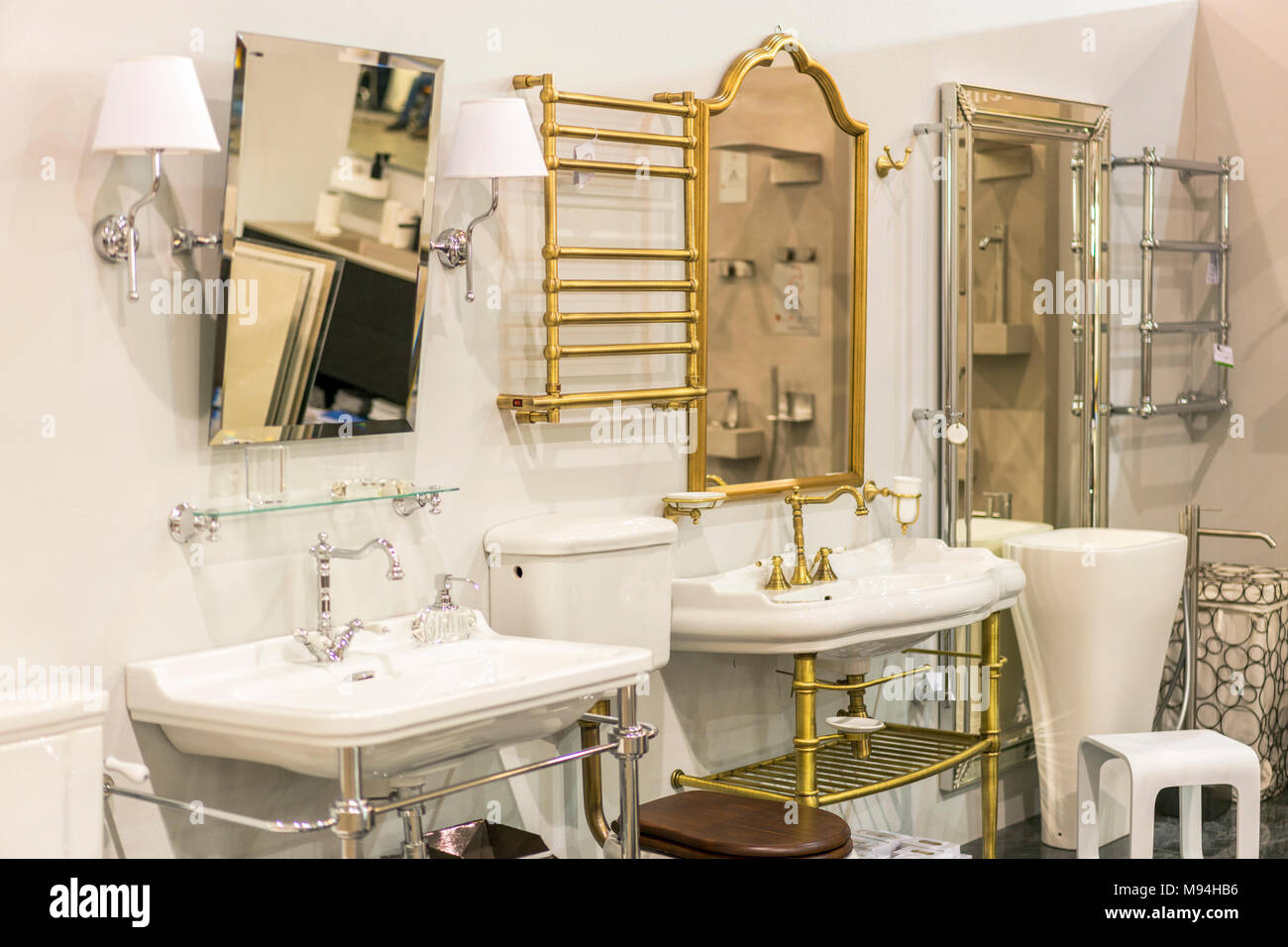 Heated mirrors hi-res stock photography and images - Alamy