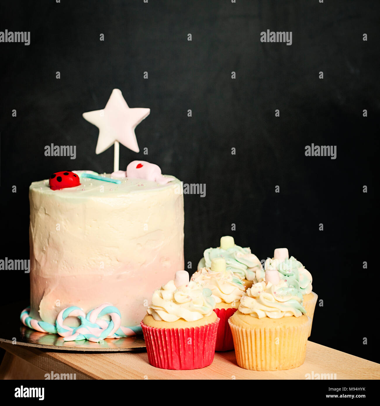 Cake on bright backgrounds hi-res stock photography and images - Alamy