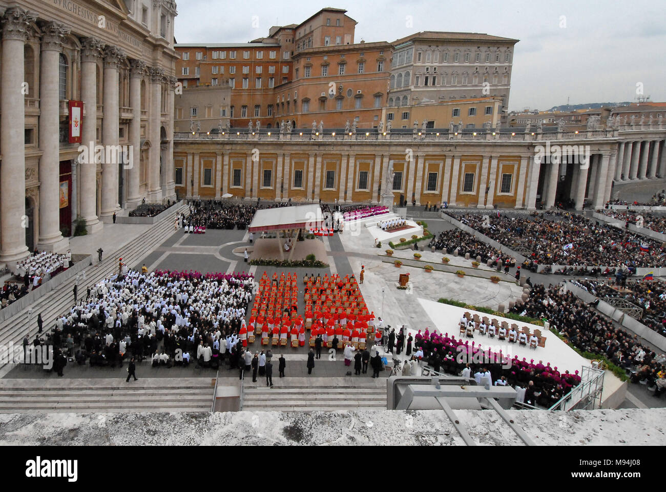 Consistory hi-res stock photography and images - Alamy